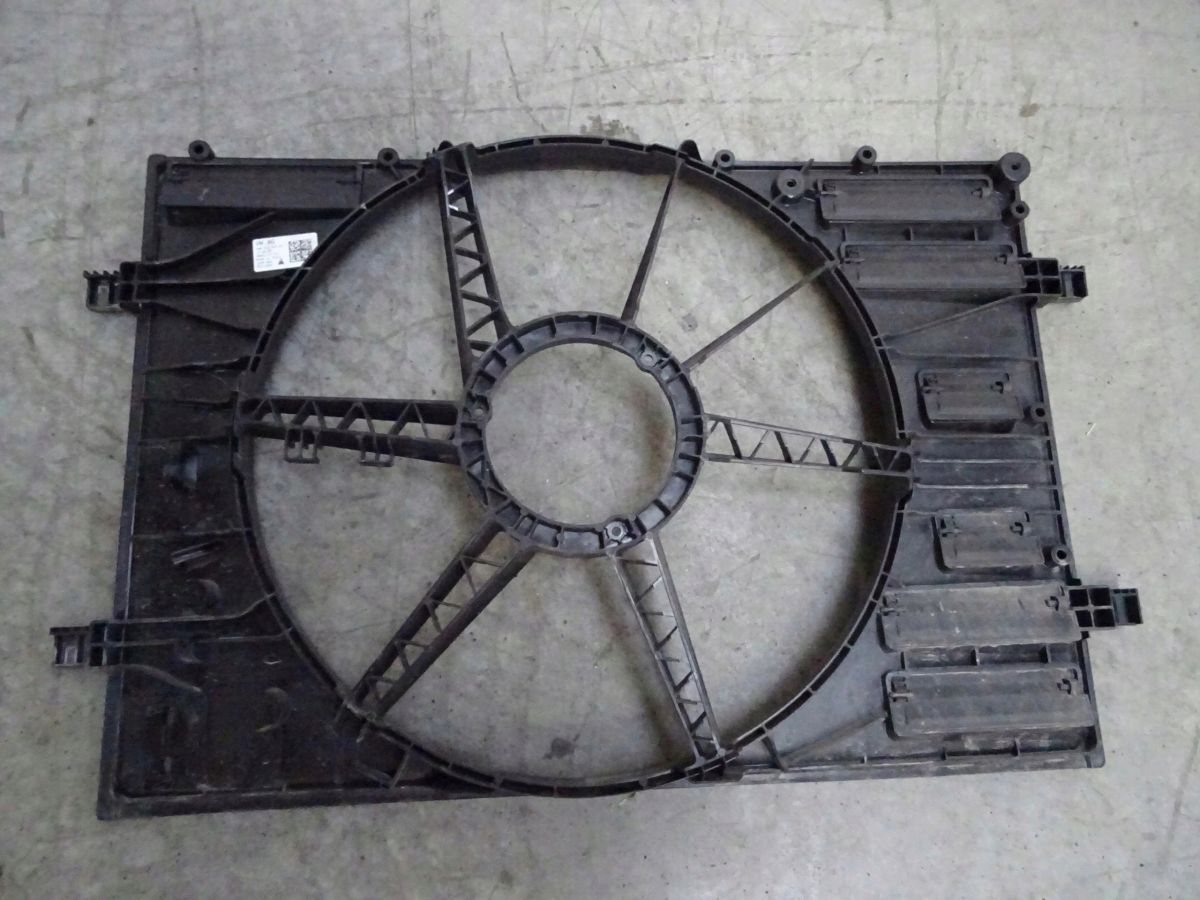 VW AUDI PODSTAWA WENTYLATORA 5Q0121203DE