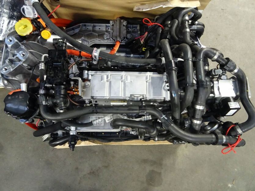 Mercedes-Benz EQB X243 Silnik NOWY A2433408901